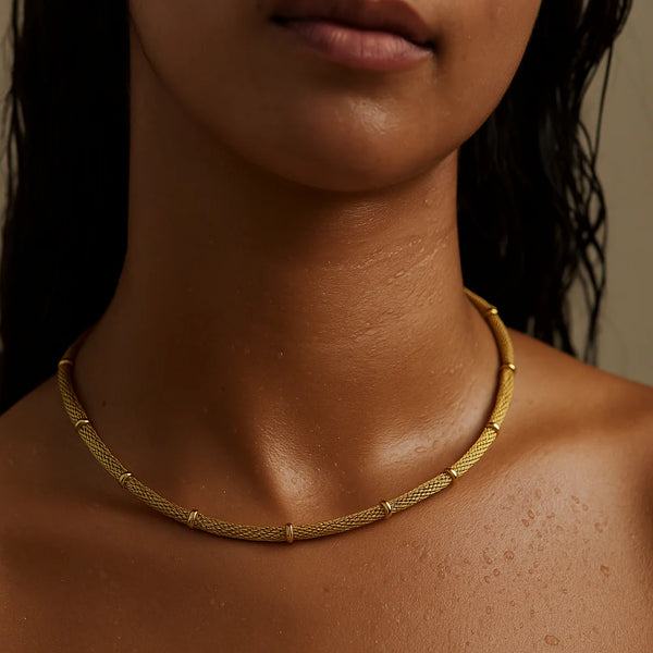 Cosette Beaded Round Mesh Chain Necklace – Tip Top Design